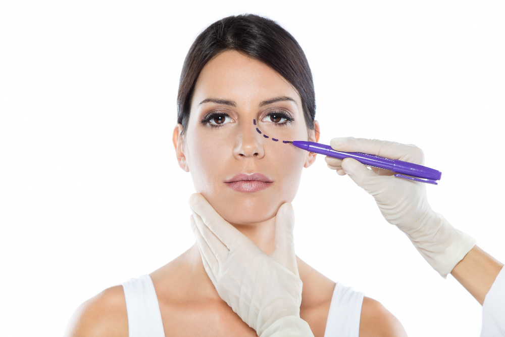 Blepharoplasty and Periocular Rejuvenation - Dr Mert Ersan